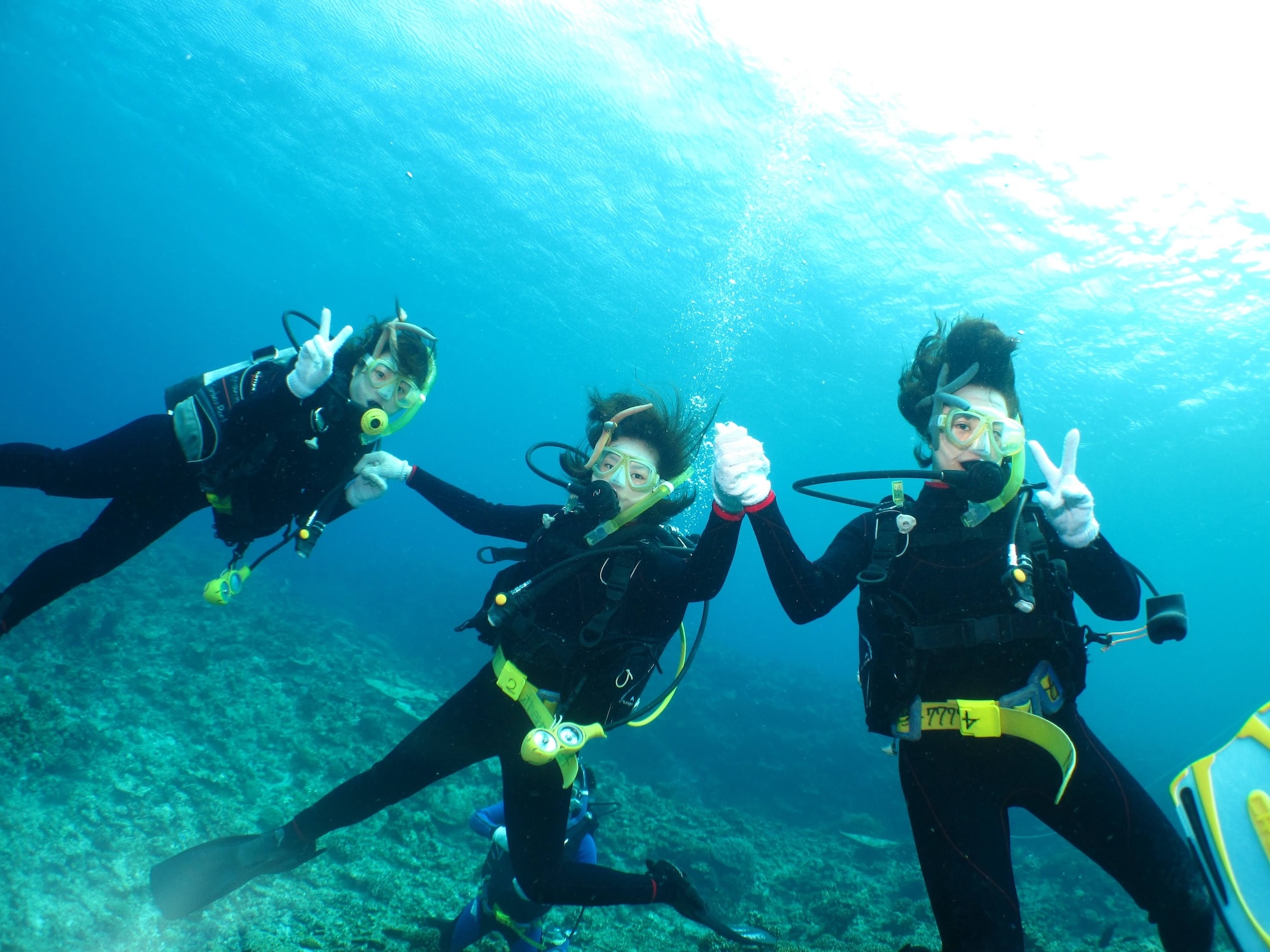 PADIオープンウォーター講習 - DIVE IN CHATAN｜沖縄本島のダイビング＆スノーケリングショップ